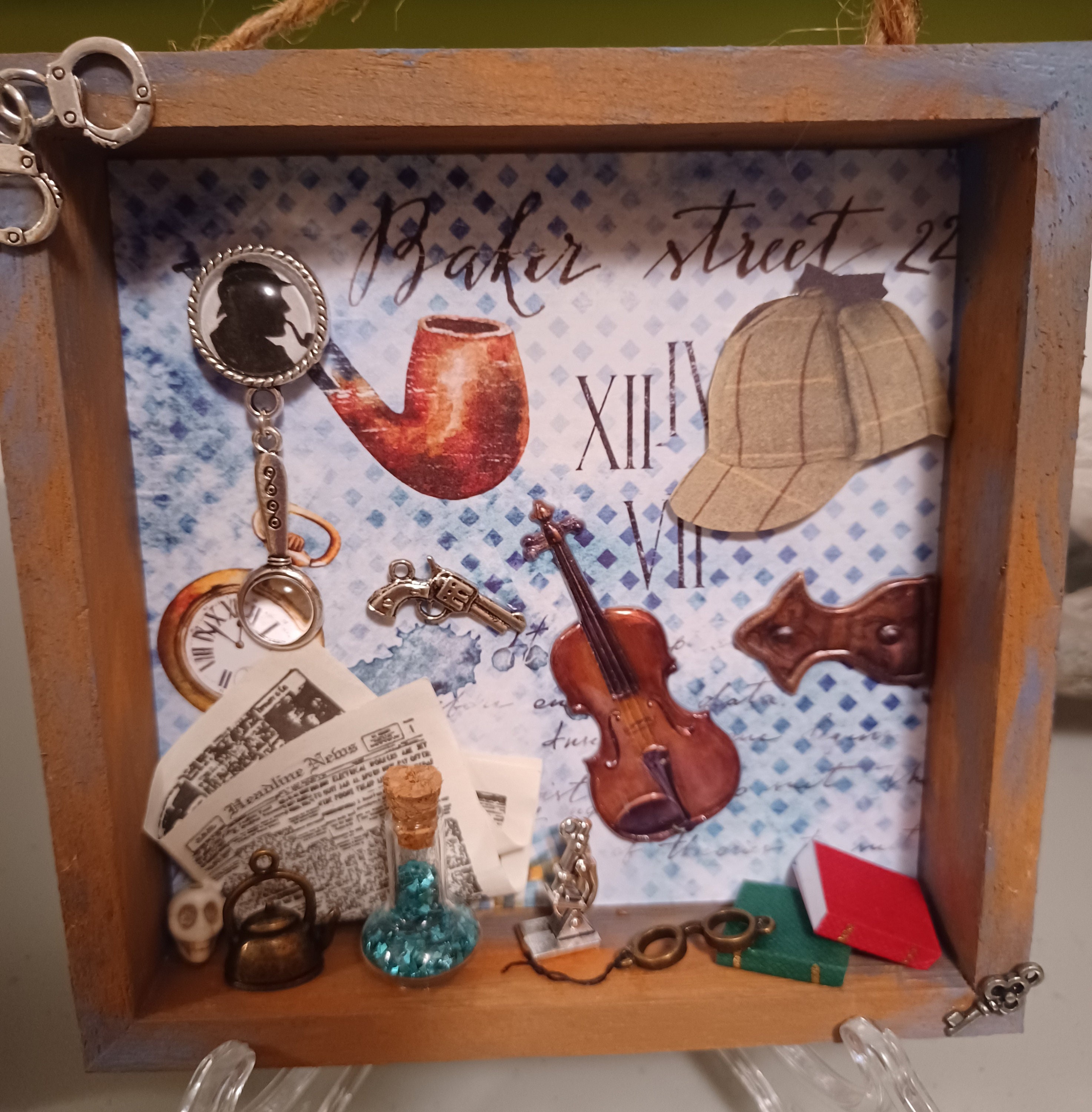 Sherlock Holmes Shadow Box - Etsy