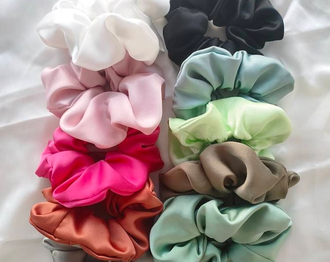 Coleteros de Satén. Satin Scrunchies. Accesorio goma pelo. Coleta ...