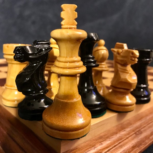 Spanish Chess Set - Etsy