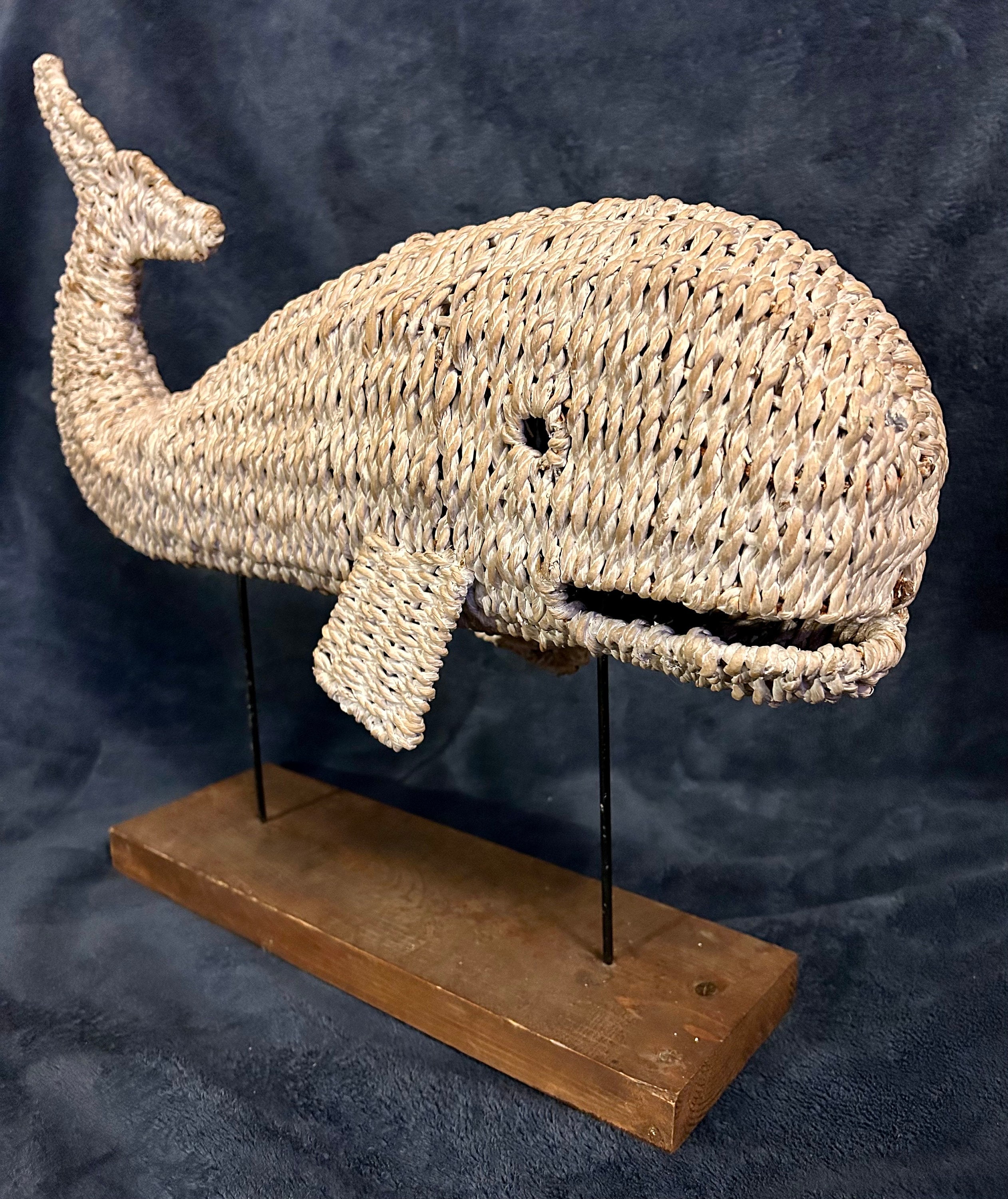 White Wicker Whale Art Sculpture on Stand 19.5” D - Etsy