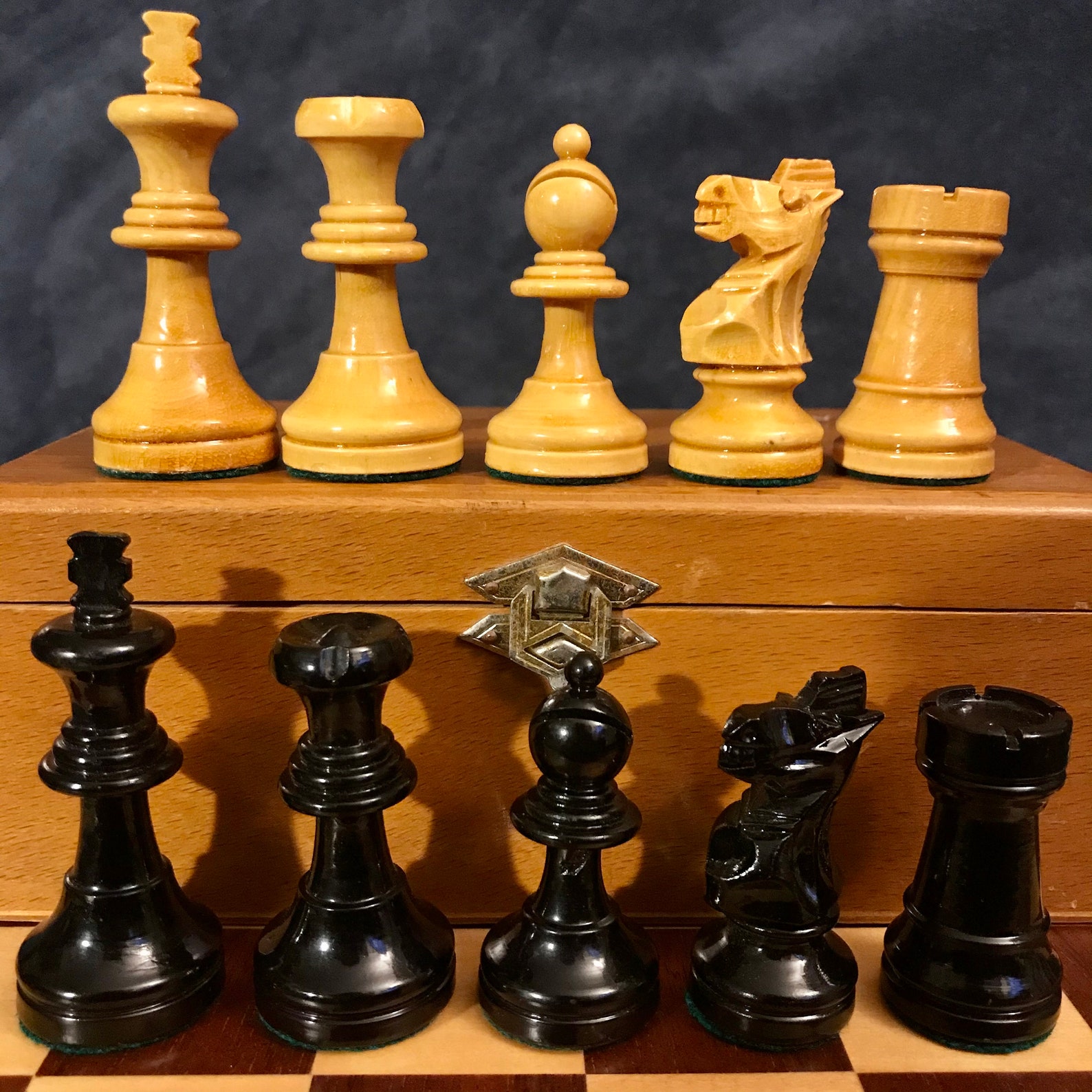 Vintage Very Scarce Escardibul Hand Carved Spanish Chess Set Staunton ...