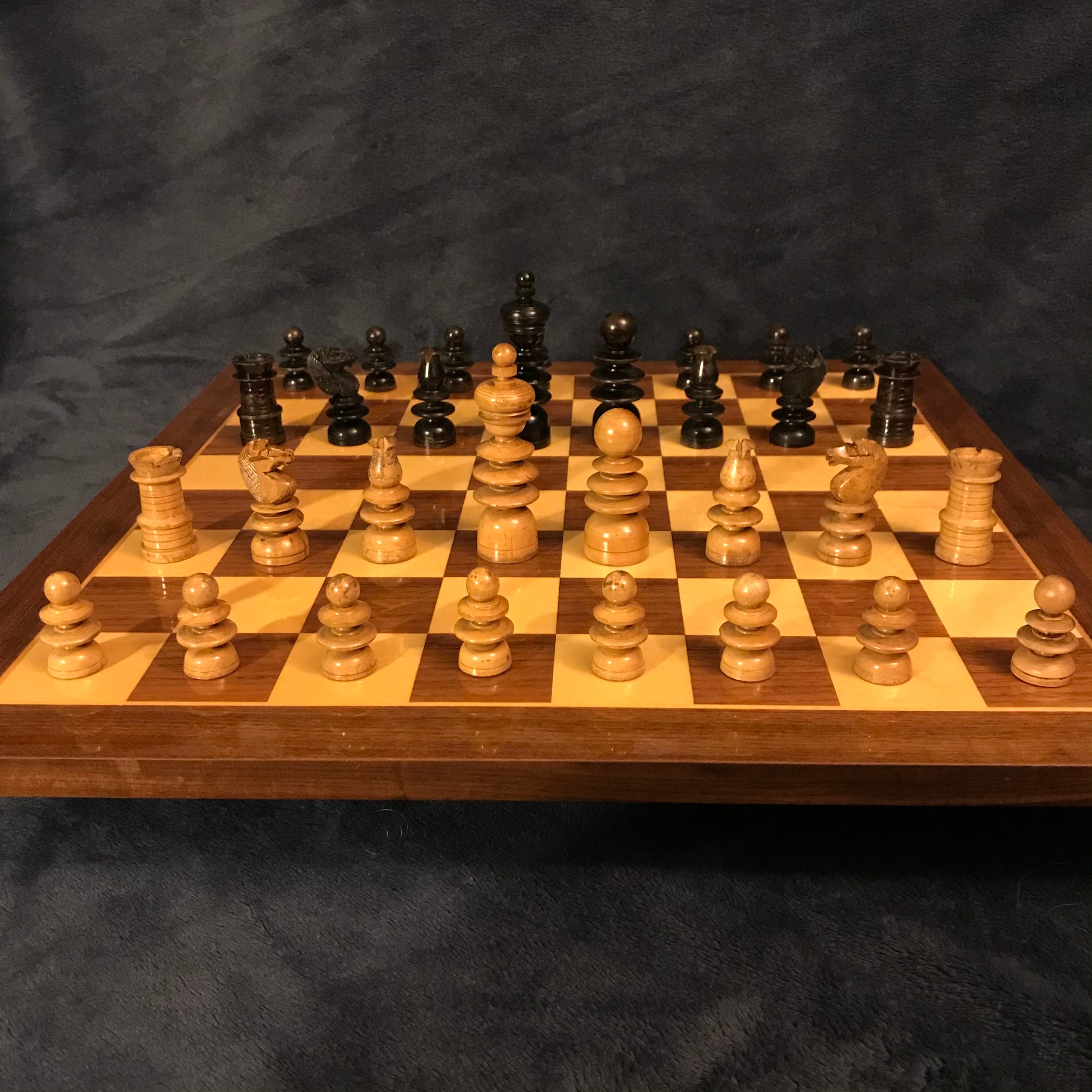 Antique St George Chess Set & Box 3.75” Kings England - Etsy