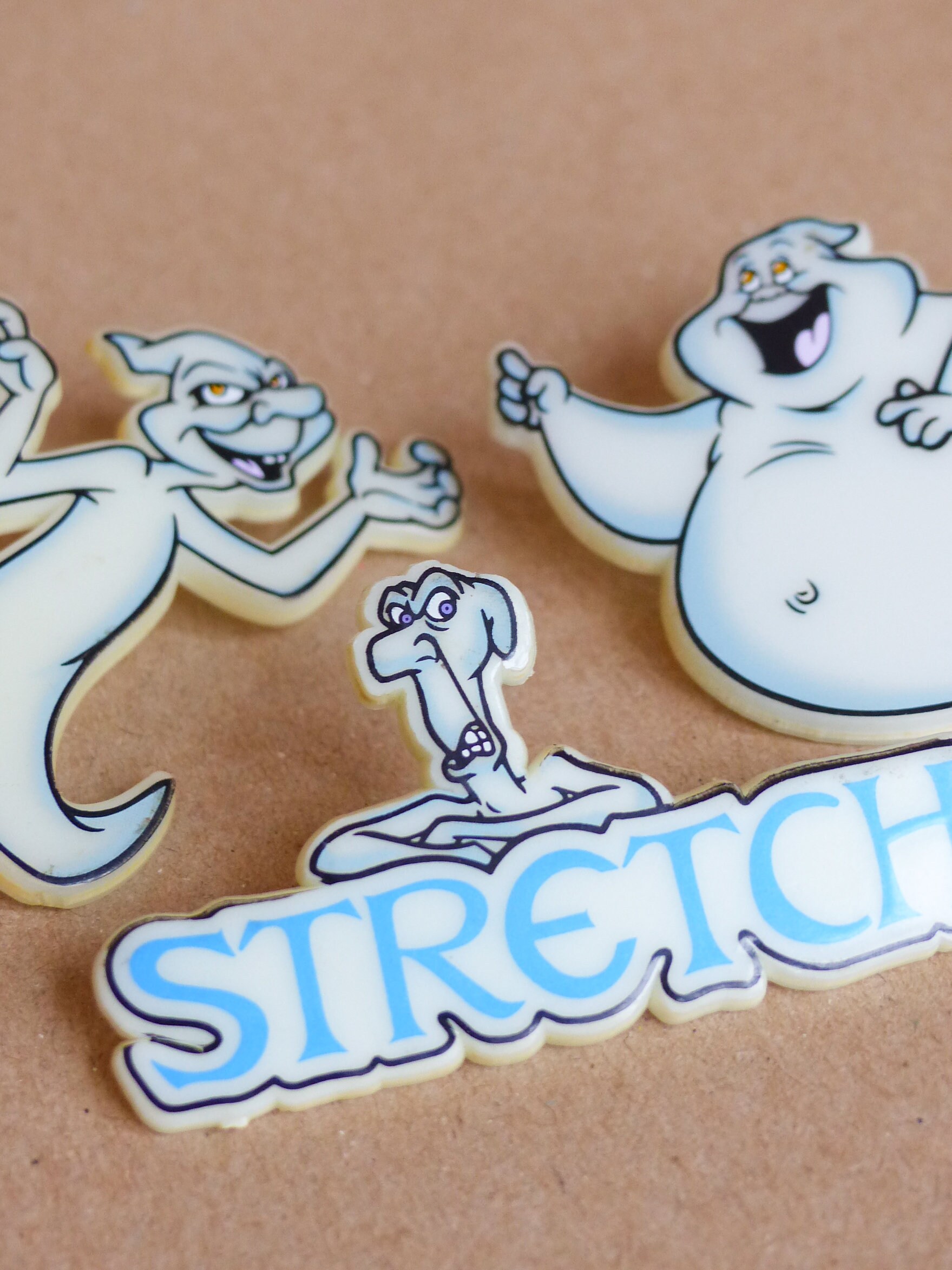 Casper the Friendly Ghost Plastic Badges Glow in the Dark 1995 Disney ...