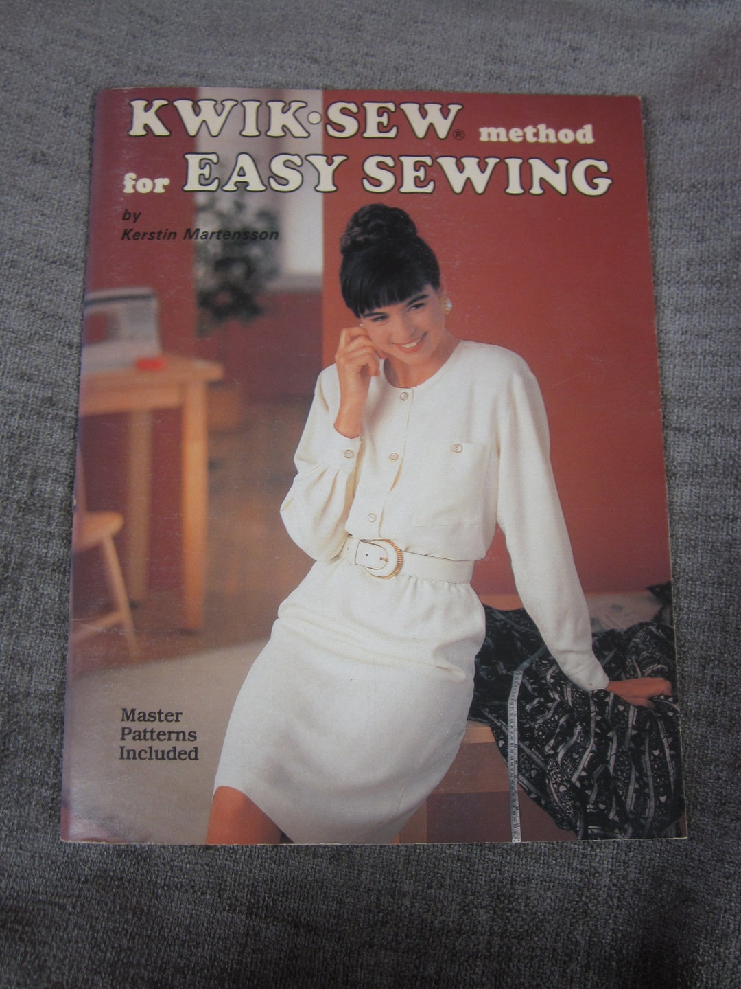 KWIK SEW, Easy Sewing Booklet, Paper Sewing Pattern, Several Items and ...