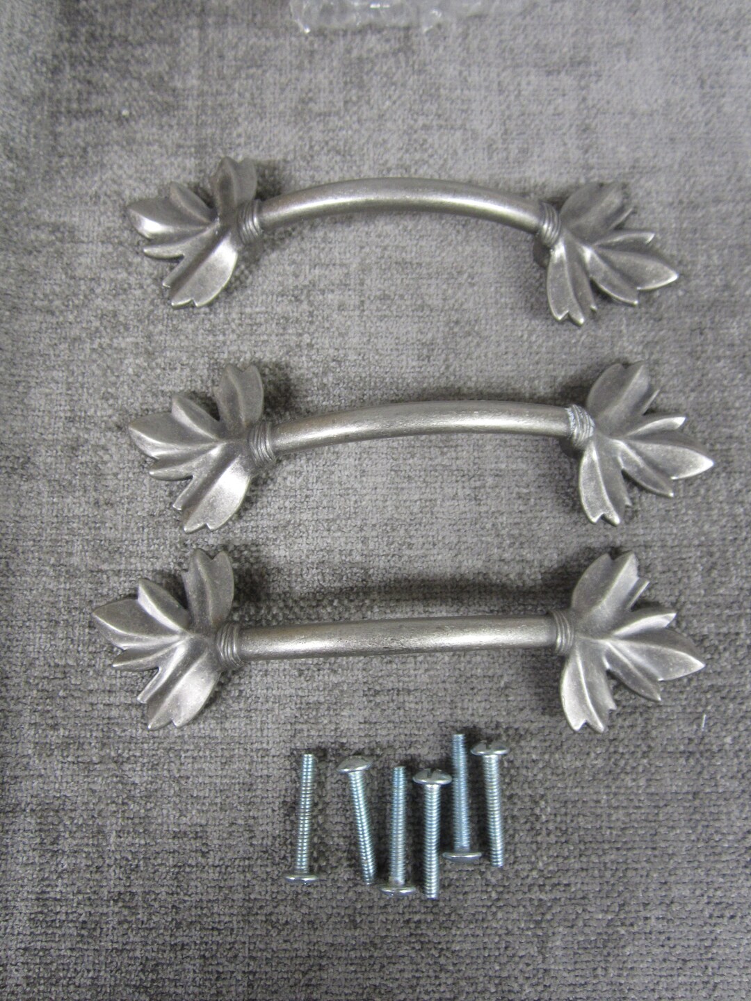 Amerock Drawer Pull, Set of 3, Leaf Design, 5.5 Long, 3 in Between ...