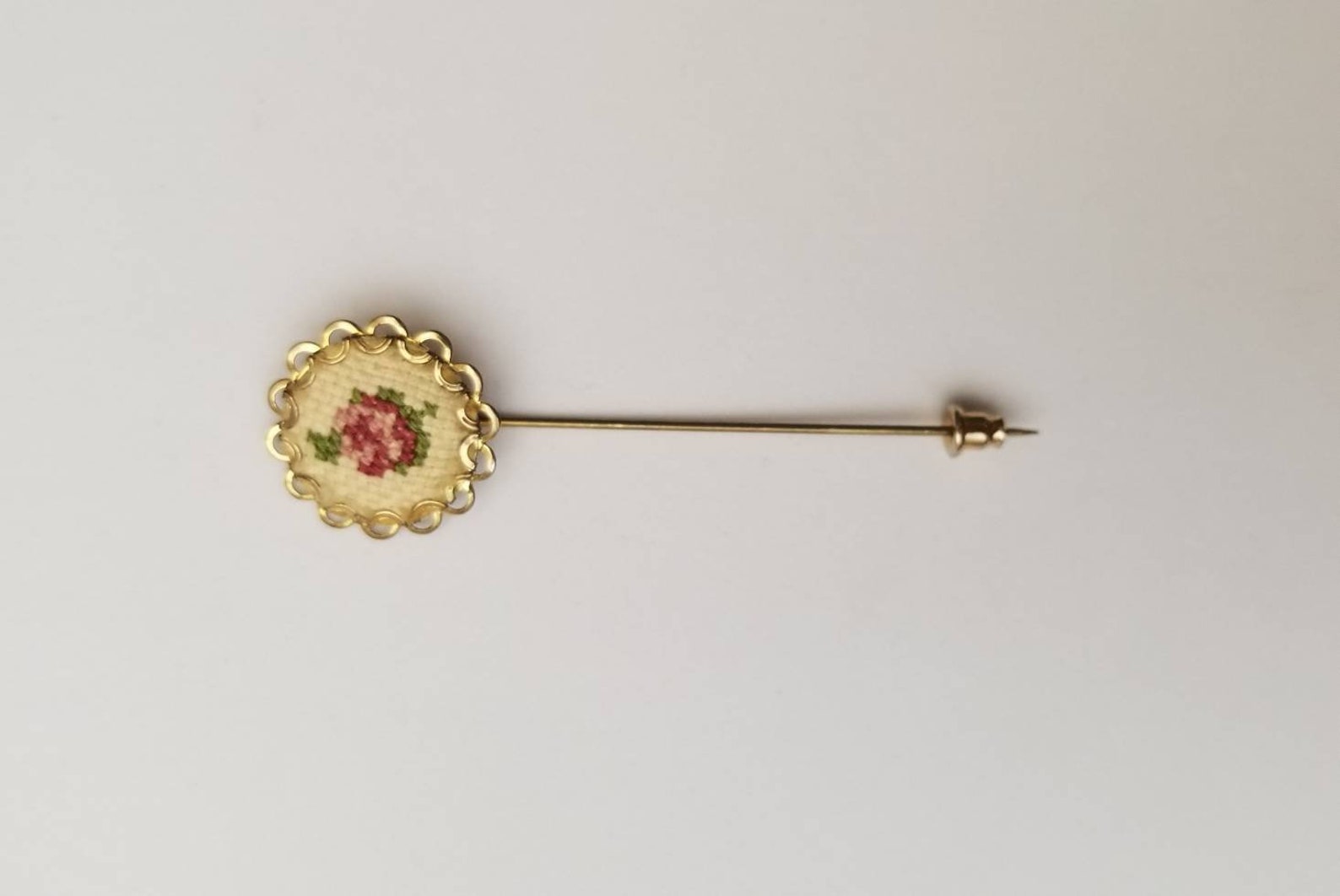 Vintage Crochet Flower Lapel Stick Pin Brooch, Vintage Gold Tone ...