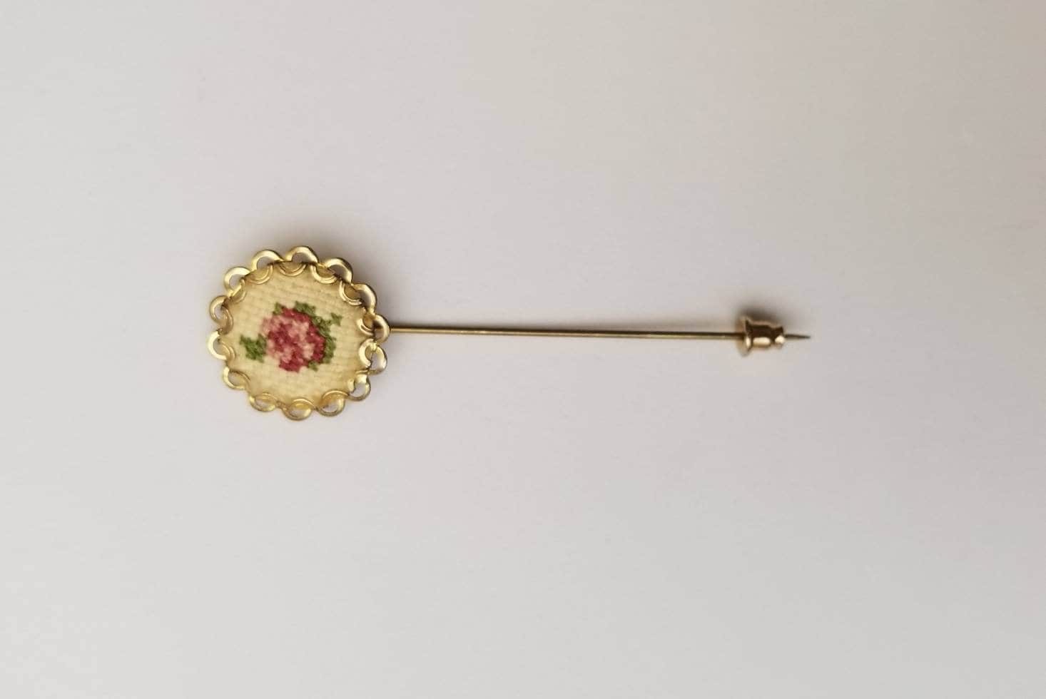 Vintage Crochet Flower Lapel Stick Pin Brooch, Vintage Gold Tone ...