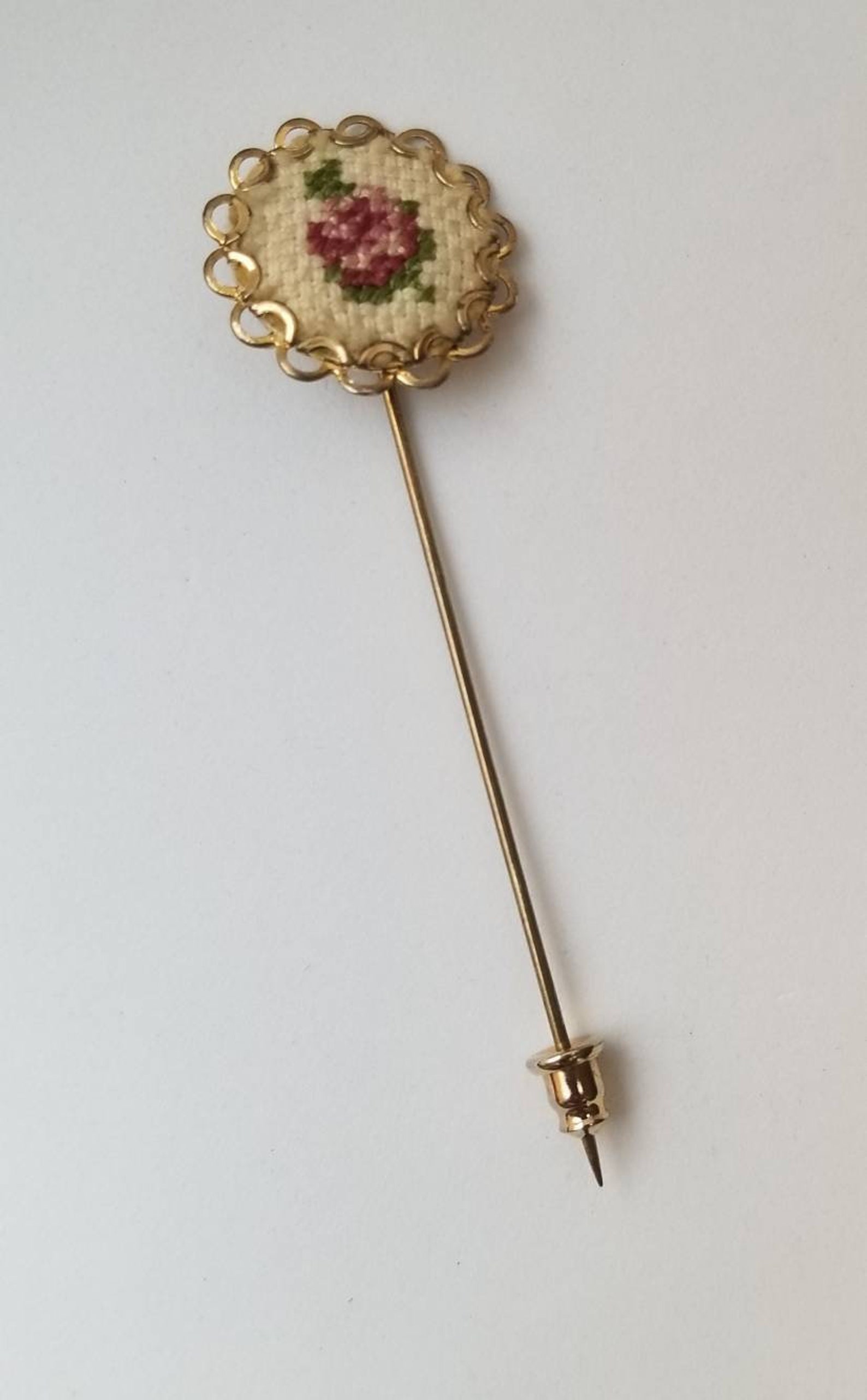 Vintage Crochet Flower Lapel Stick Pin Brooch, Vintage Gold Tone ...