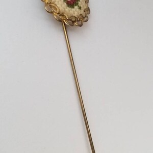 Vintage Crochet Flower Lapel Stick Pin Brooch, Vintage Gold Tone ...