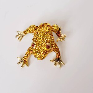 Vintage Gold Tone Frog Brooch With swarovski Crystal, Gold Frog Pin - Etsy