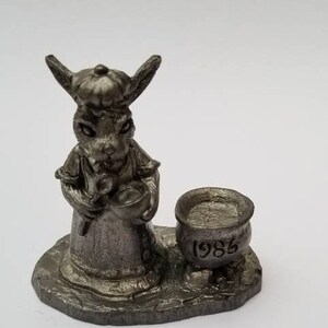 Michael Ricker Pewter Mary Gretchen Rabbit With Cooking Pot Figurine ...