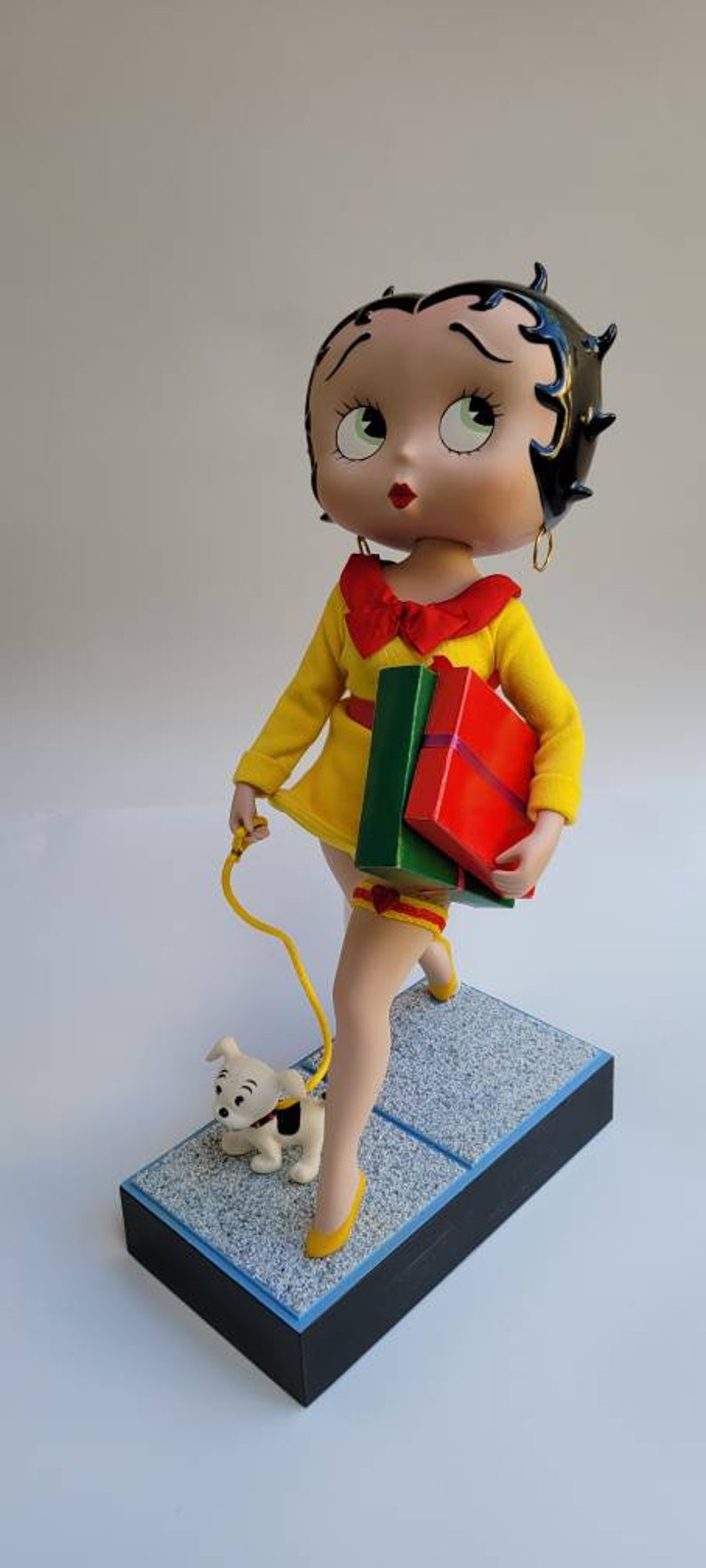 Genuine Betty Boop Porcelain Doll Shopping Spree Betty Boop - Etsy