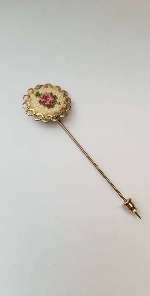 Vintage Crochet Flower Lapel Stick Pin Brooch, Vintage Gold Tone ...