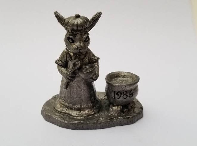 Michael Ricker Pewter Mary Gretchen Rabbit With Cooking Pot Figurine ...