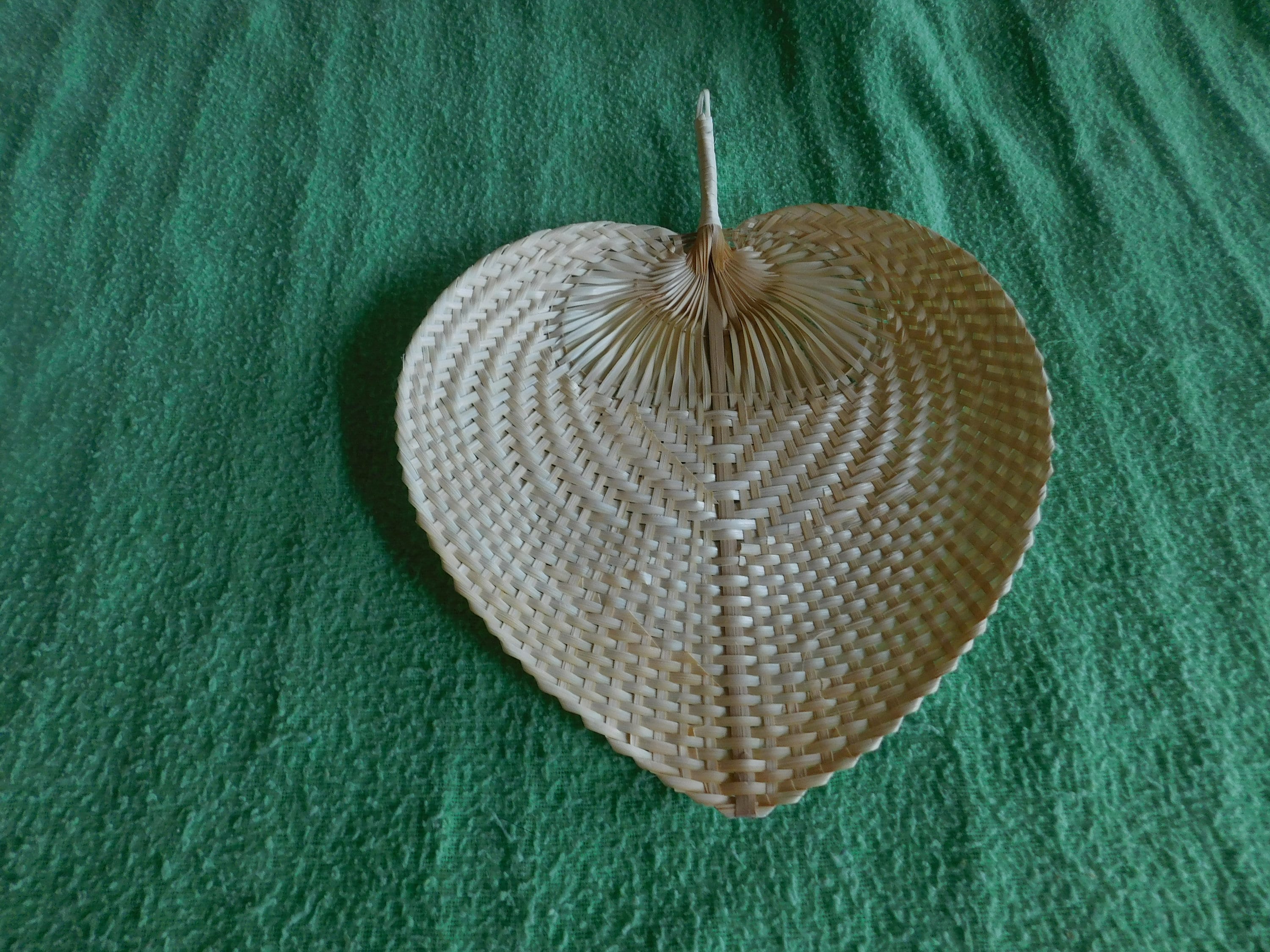Wedding Bamboo Hand Fans, Beach Wedding Fans, Tropical Hand Fan Favors ...
