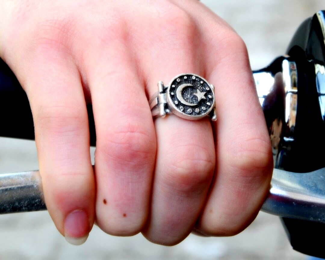 Star Silver Crescent Resizable Ring, Turkish Flag New Moon Solar ...