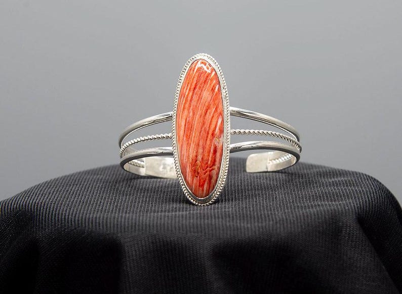 Size 6 Sterling Silver Vivid, Bright Orangie Spiny Oyster Shell Cuff Bracelet - Etsy