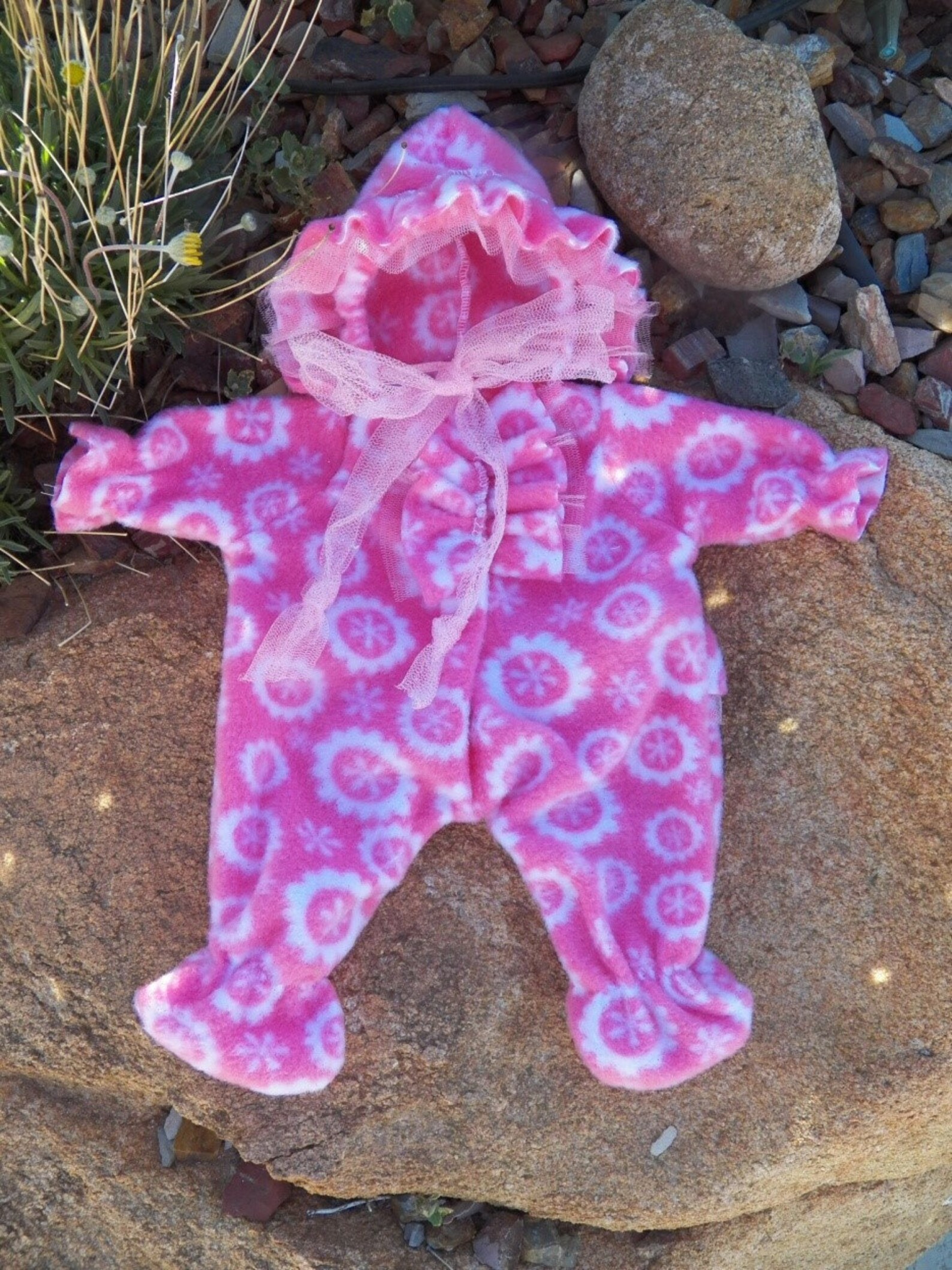 Dinky Baby Pattern 253 - New Born Baby Snowsuit - Outift for 11-13 Inch ...
