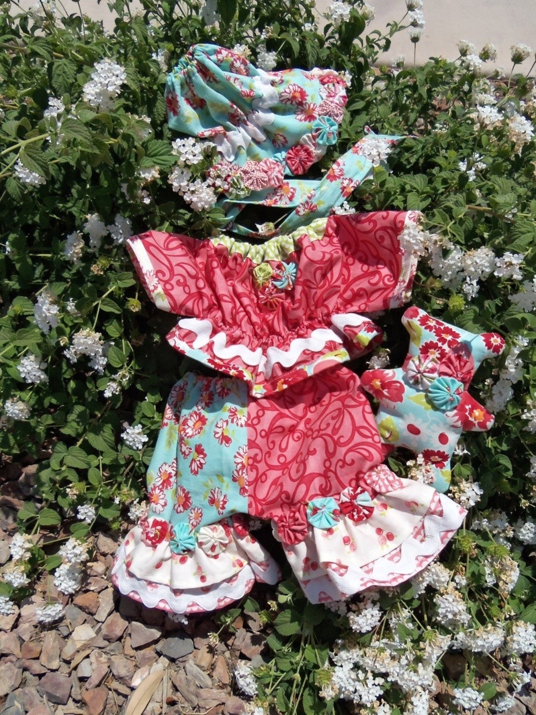 Dinky Baby Pattern 148 - Yoyos and Ruffles - Outfit for 14 Inch Dinky ...