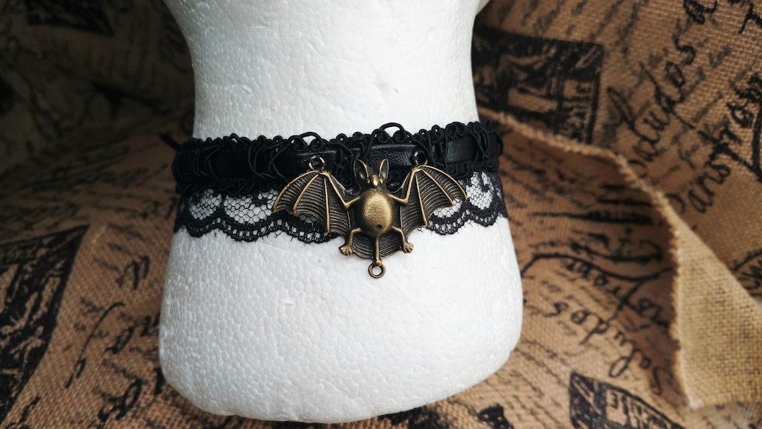 BAT CHOKER ADJUSTABLE, Bat Jewelry, Bat Necklace, Halloween Choker ...