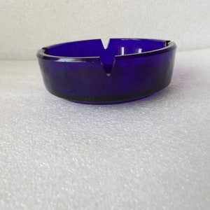 Ashtray Blue Color Glass Ashtray , Round Glass Ashtray, Glass Ashtray ...