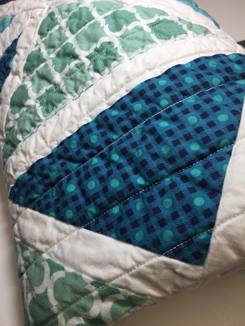 Ocean Path Beaches Quilt Kit - Pattern by Quilt Therapy - Ocean Sun ...