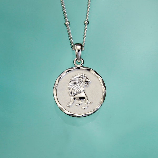 Leo Pendant Silver Necklace - Etsy