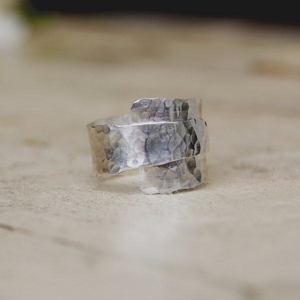 Overlapping Ring - Etsy