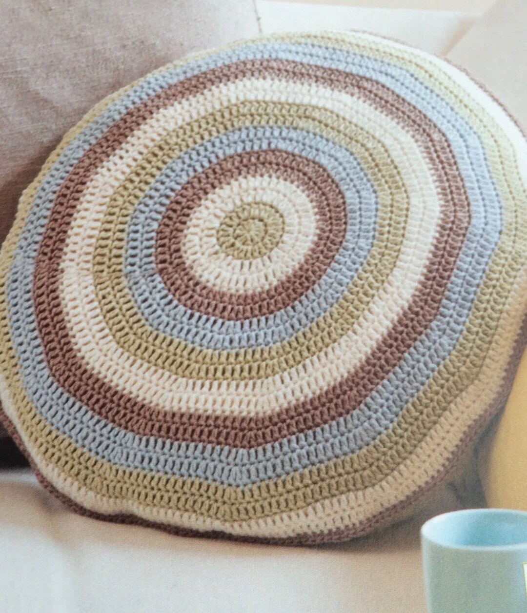 Retro Cushion, Bullseye Design Crochet Pattern - Etsy
