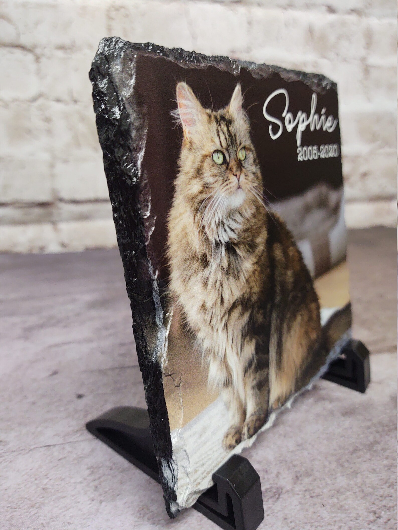 Personalized Pet Memorial Stone, Custom Printed Stone With Pets Name ...