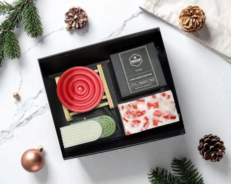 Handcrafted Christmas Soap Gift Set – Holiday Scents & Wooden Soap Dish ...