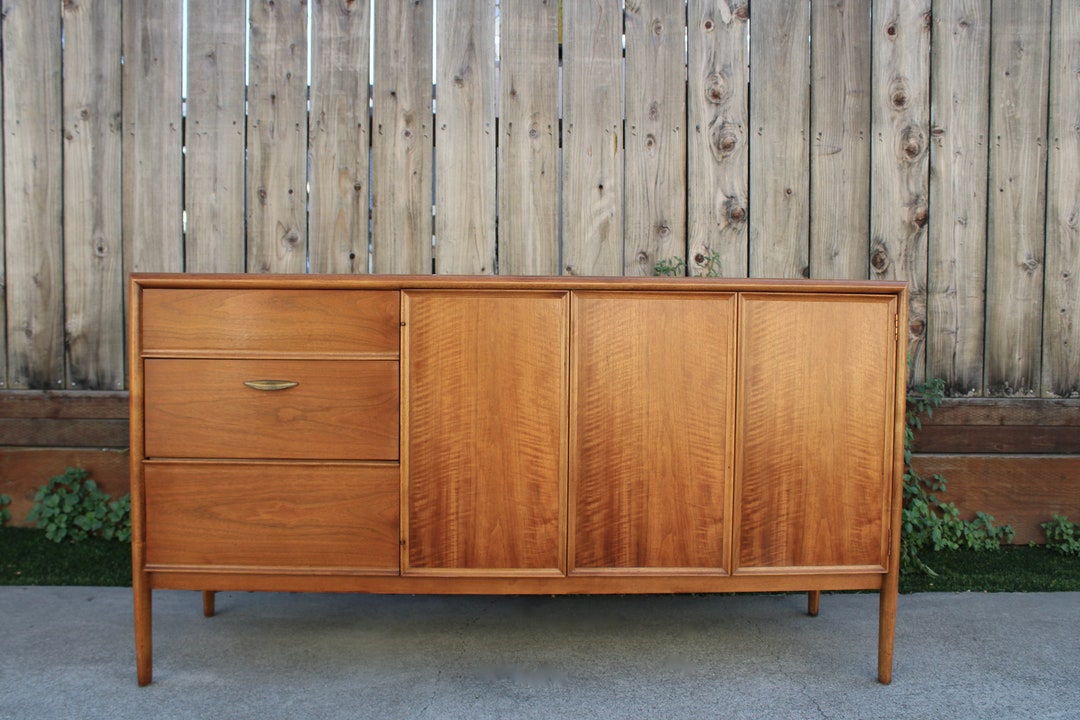 Barney Flagg Drexel Parallel Walnut Credenza Mid Century Modern ...