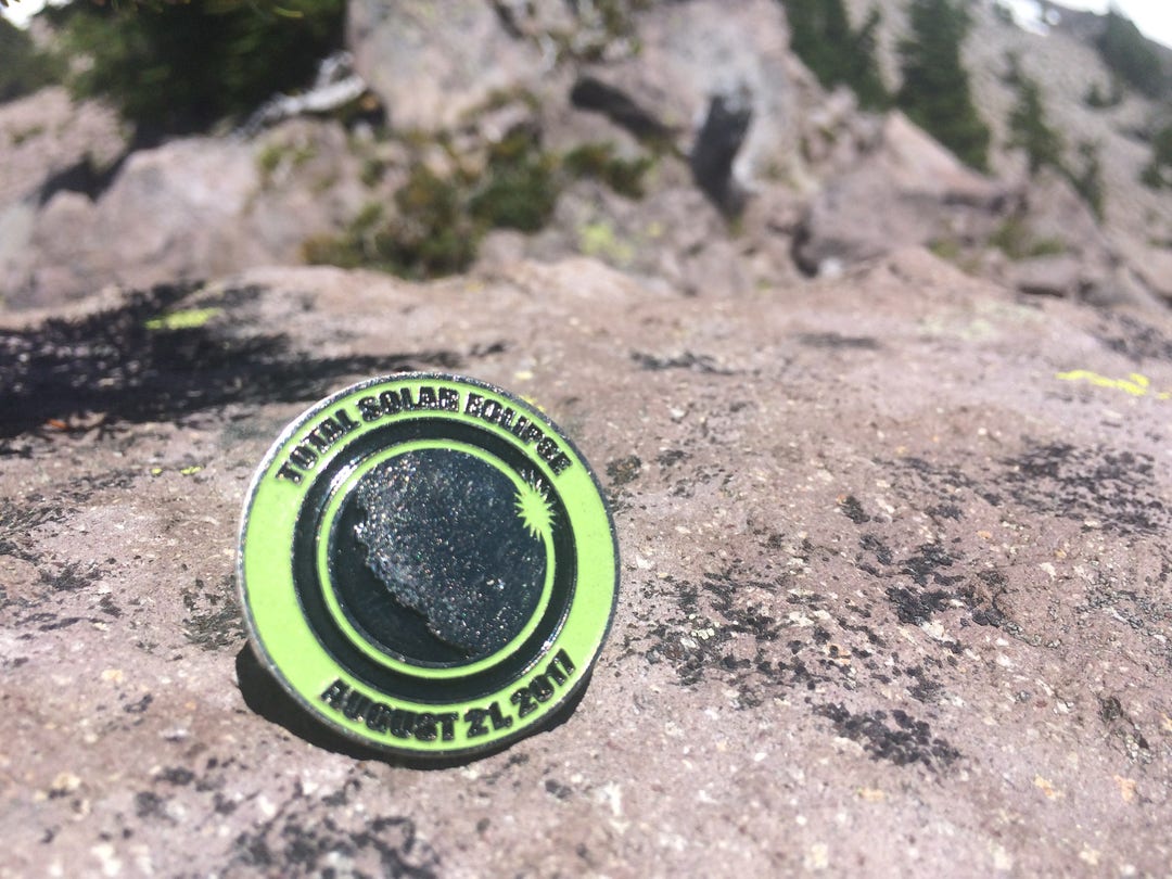 Total Solar Eclipse Coin Glow in the Dark Edition With Oregon Reverse ...