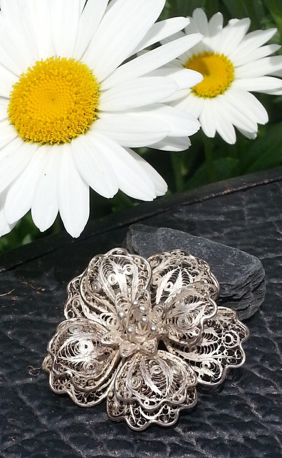Brooch antique flower vintage - Gem