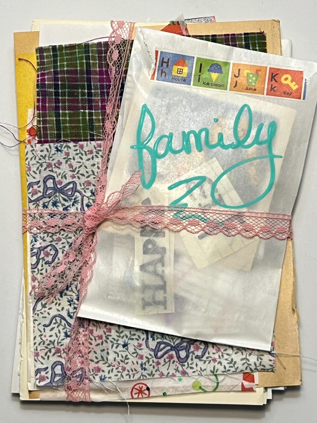 Family Holiday Field Guide Journal Kit, DIY Mini Journal, Christmas ...