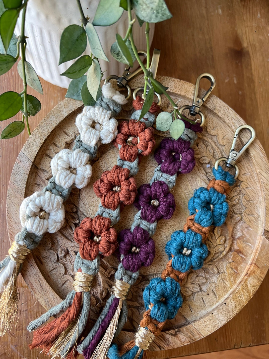Flower Power Keychain // Macrame Keychain With Bronze Lobster Clasp ...