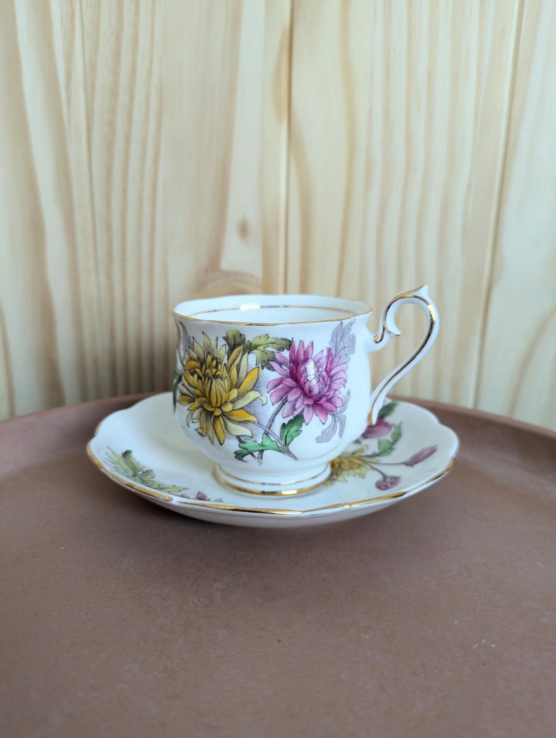 Royal Albert Flowers of the Month Teacup and Saucer in Chrysanthemum ...