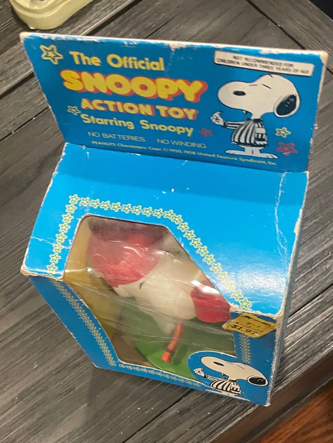 1958 New in Box Aviva Peanuts Snoopy Official Action Toy Ice Hockey ...
