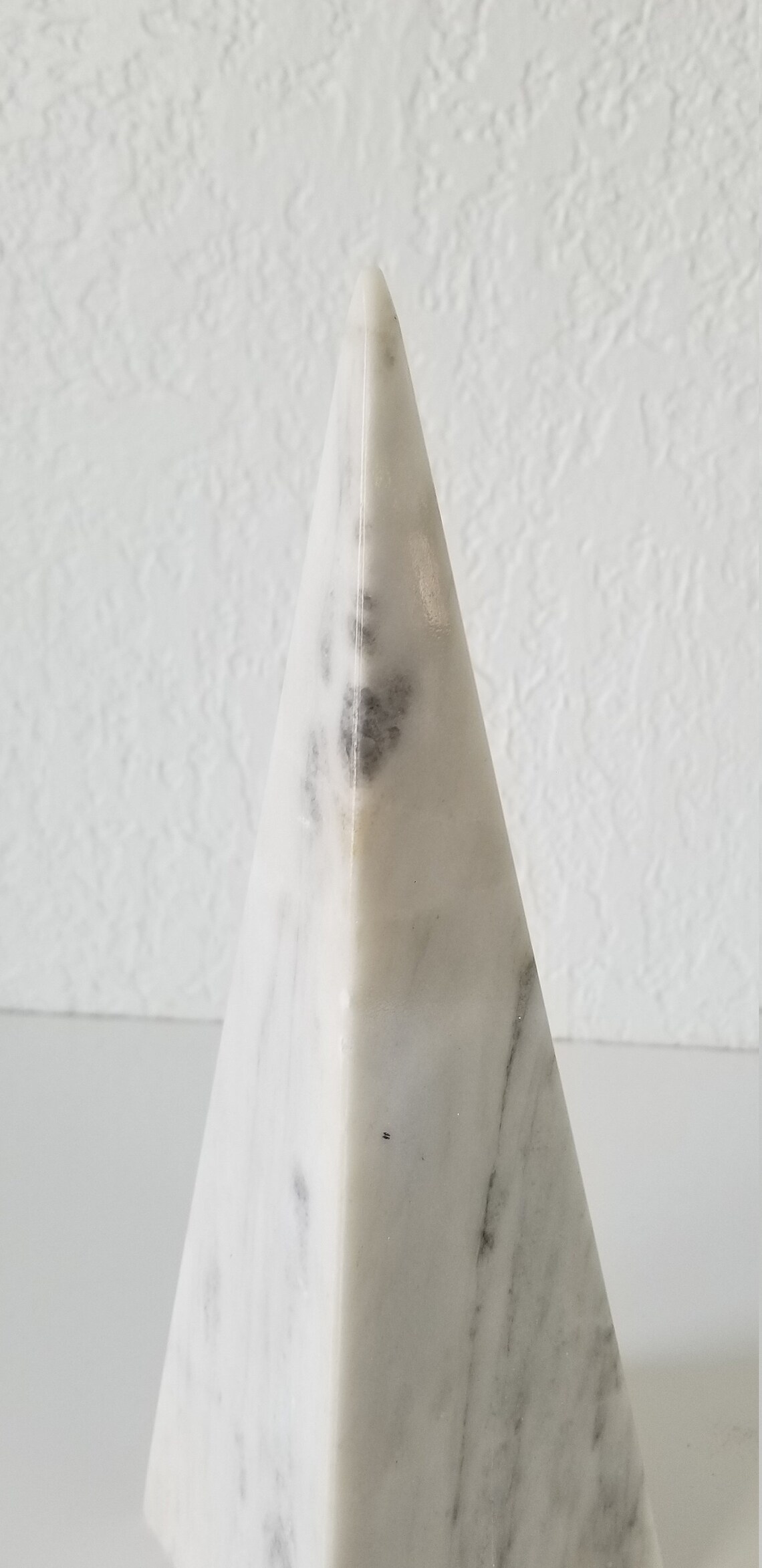 Vintage White Marble Obelisk sculpture . - Etsy