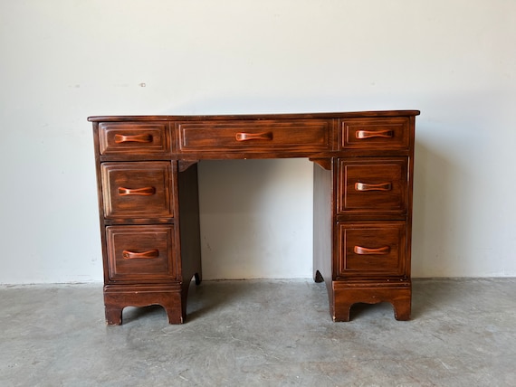 Cushman Colonial Creations Maple Student Desk - Etsy