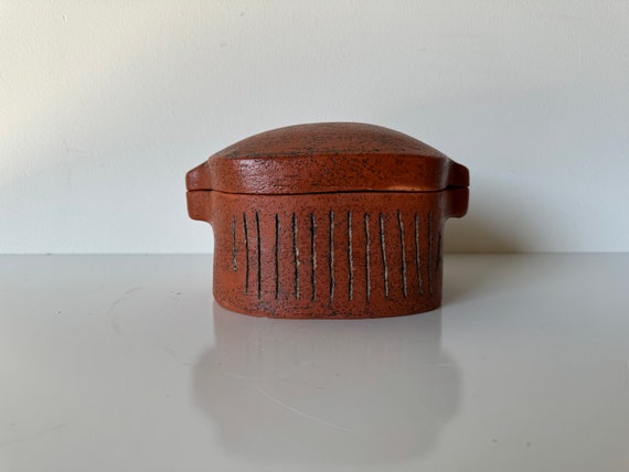 Mid-Century Organic Studio Pottery Lidded Pot / Box - Gem
