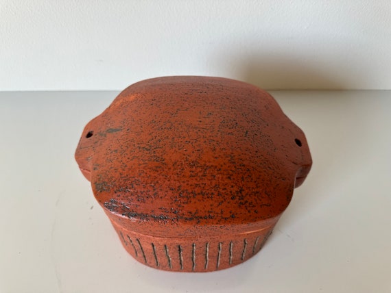 Mid-Century Organic Studio Pottery Lidded Pot / Box - Gem