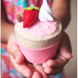 Cupcake Felt Toy Tutorial PDF Pattern. Food Toy Pattern. | Etsy