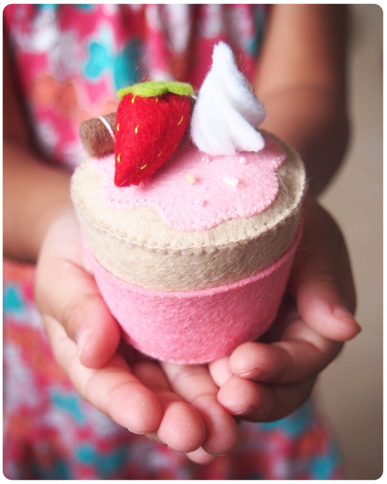 Cupcake Felt Toy Tutorial PDF Pattern. Food Toy Pattern. | Etsy