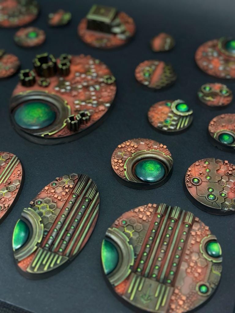 Alien Robots - Warg Name - Miniature Bases - Etsy