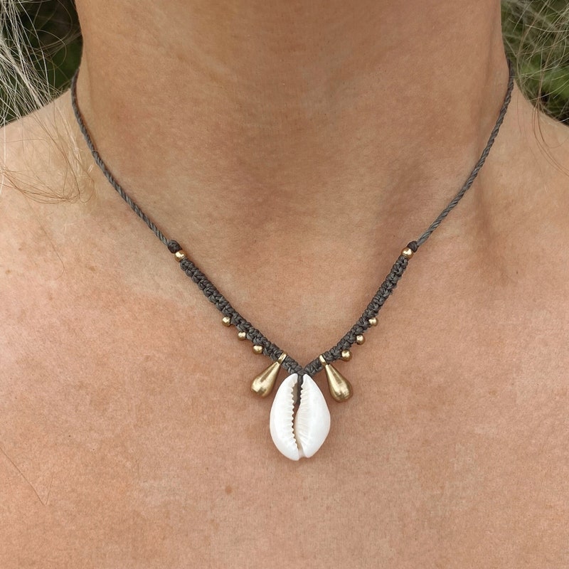 Cowrie Shell Necklace - Etsy