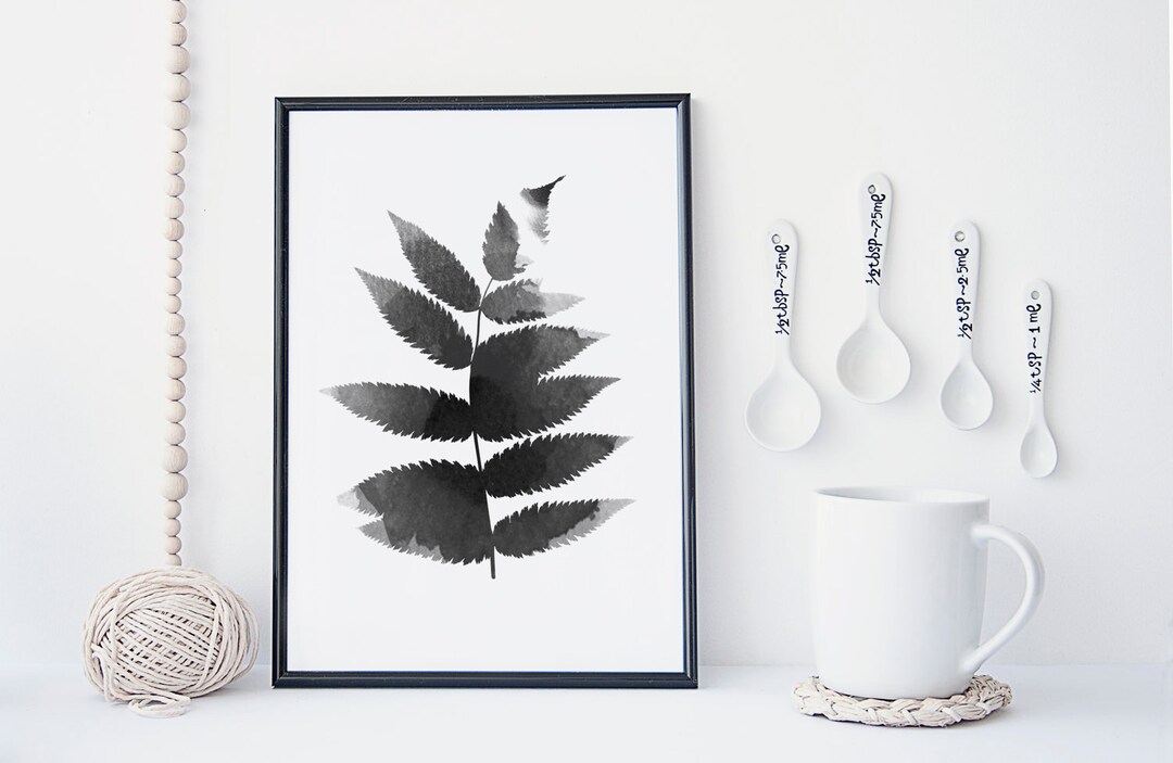 Black and White Leaf Art Print, Botanical Wall Art, Watercolor Leaf ...