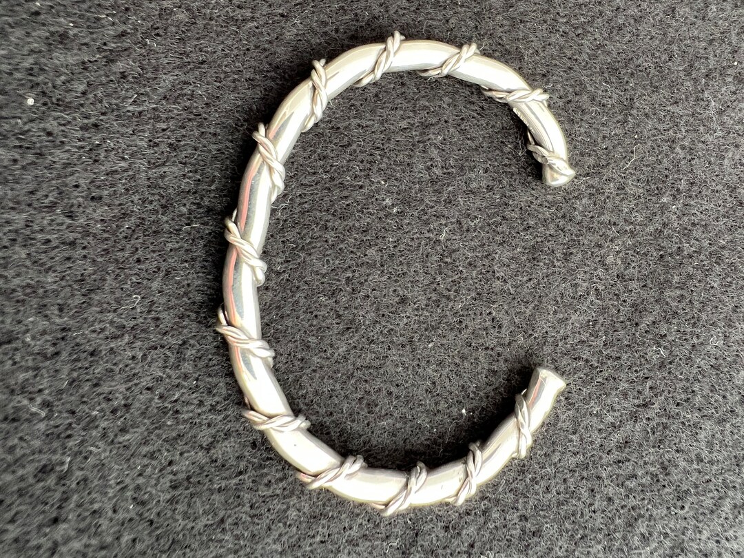 Sterling Silver Barb Wire Cuff Bracelet by Nashina Tsosie - Etsy