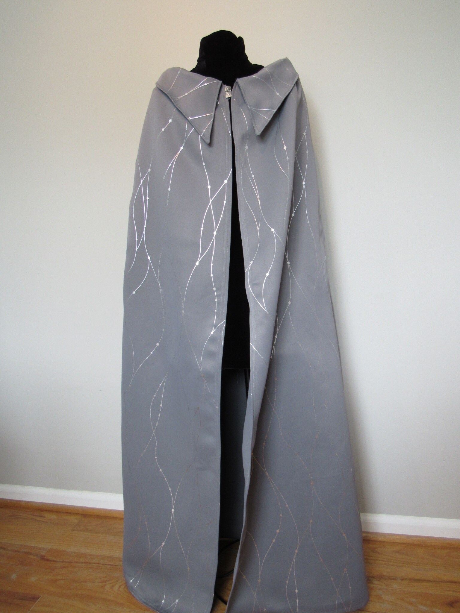 Upcycled Grey and Silver Elven Cape - Etsy