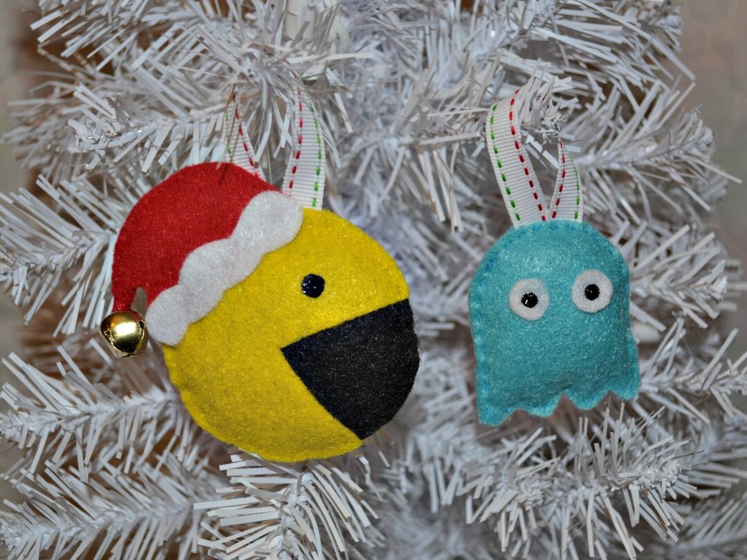 Pacman and Ghost Ornaments or Keychain - Etsy